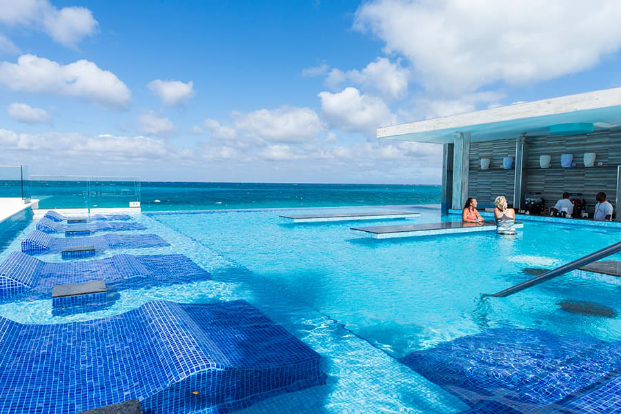 El Riu Palace Paradise Island reabre en Bahamas renovado y convertido ...